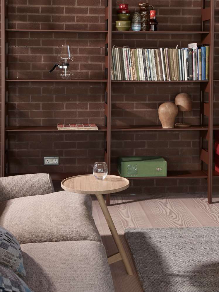 SCP — Calvo Side Table – Oak — Side tables | Artilleriet