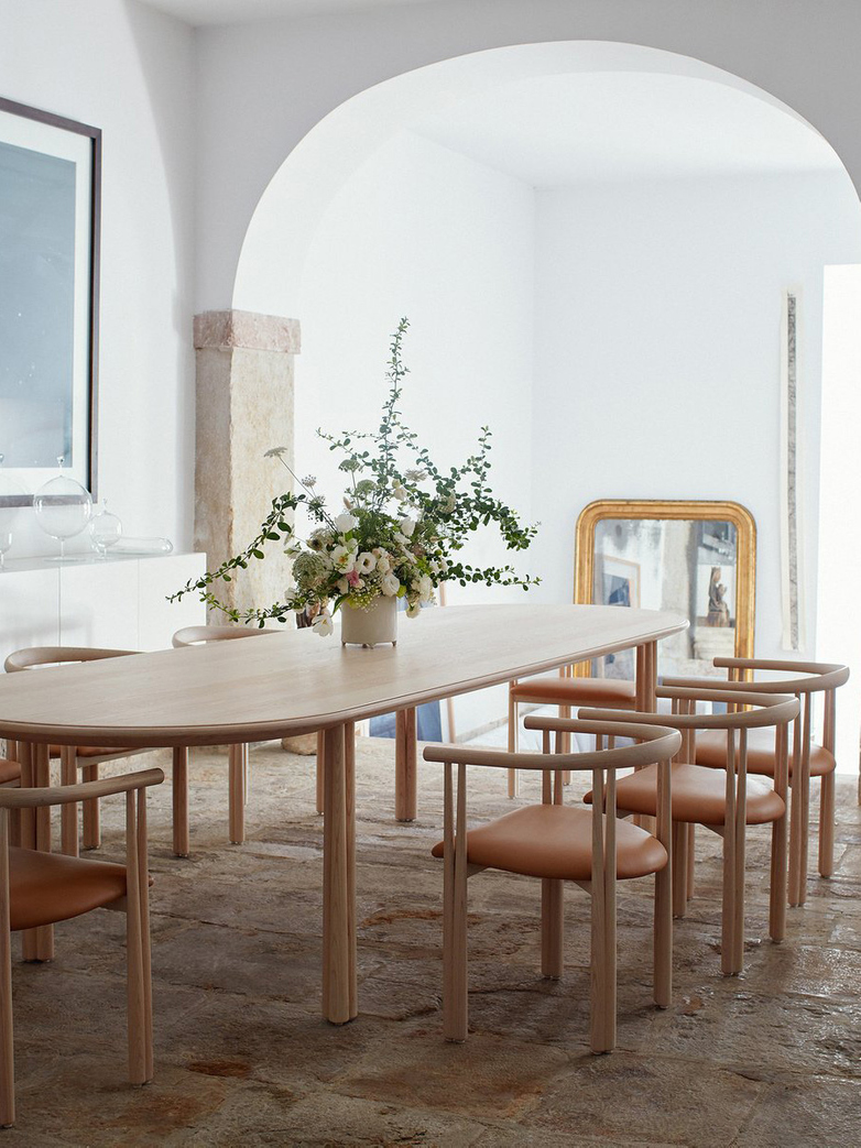 De La Espada — Elliot Oblong Dining Table — Oval dining tables | Artilleriet