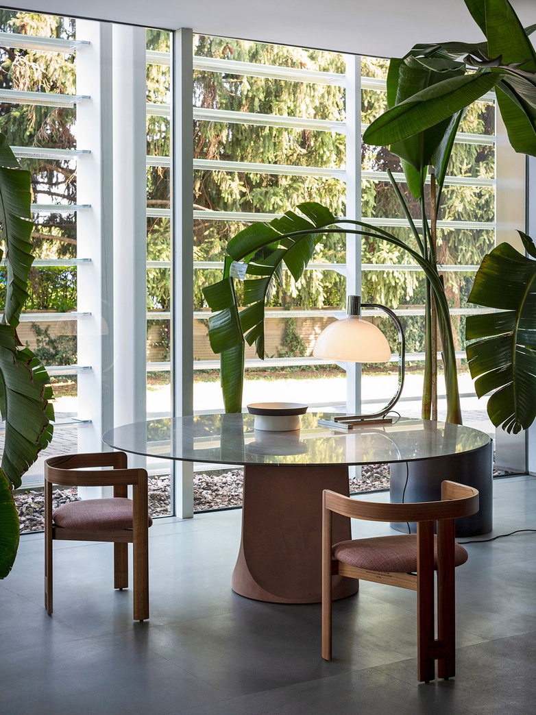 Togrul Dining Table – Artilleriet