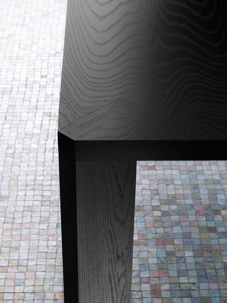 Miniforms — Manero Dining Table — Dining Tables | Artilleriet