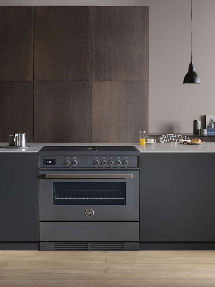 Bertazzoni — Professional Electric Oven Induction Top Integrated ...