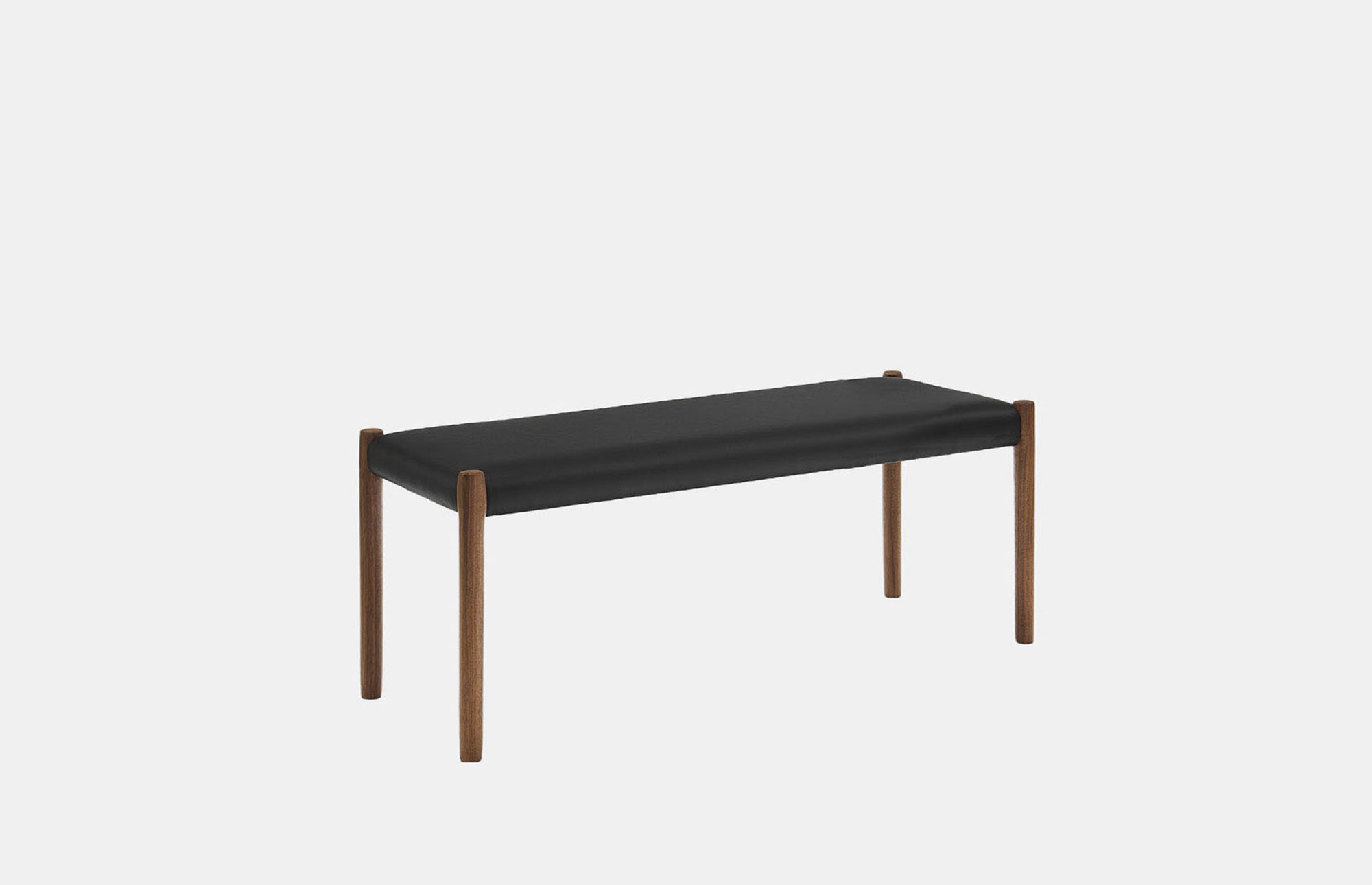 J.L. Møller — Bench Model 63A - Walnut/Leather — undefined | Artilleriet